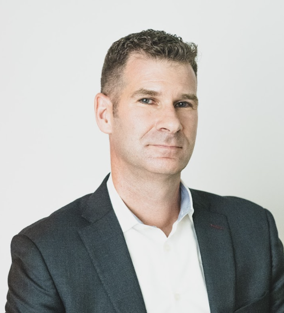 Author Photos – P. W. Singer